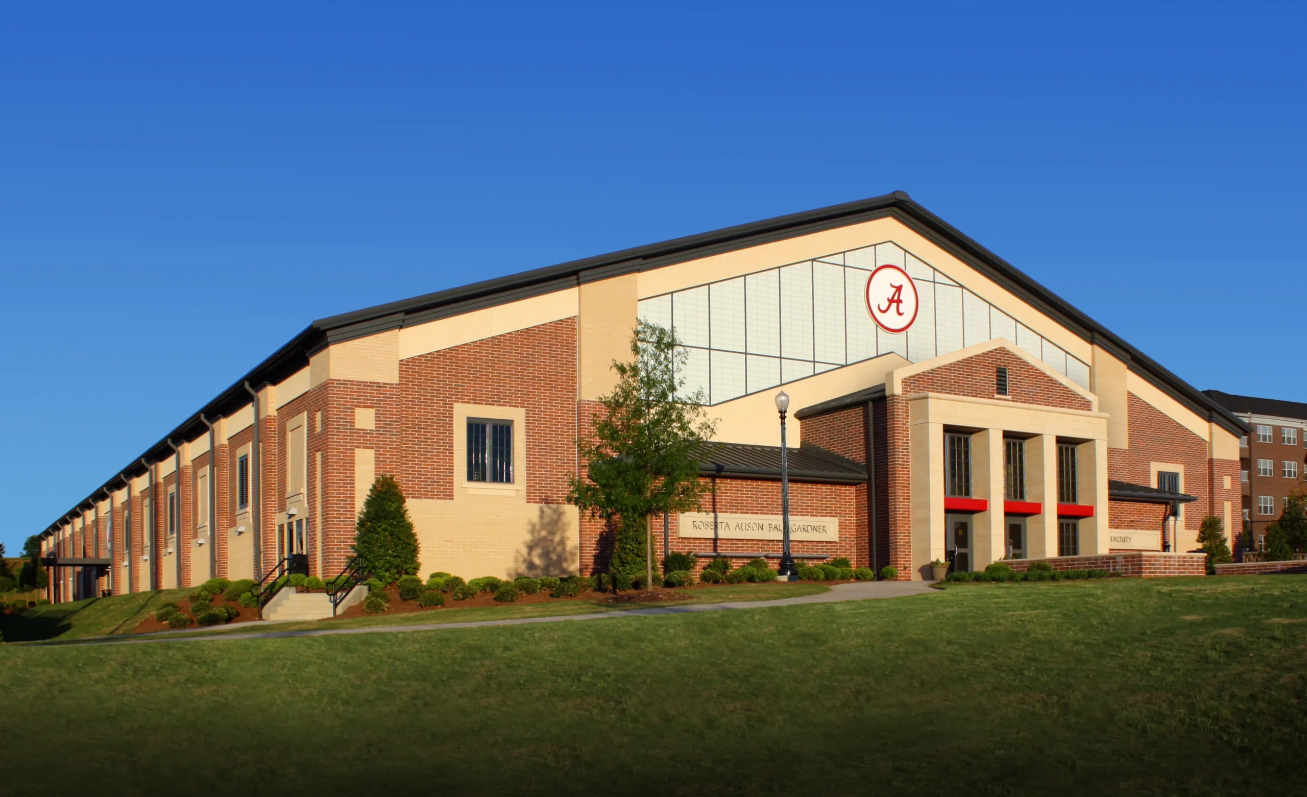 The University of Alabama - Indoor Tennis Facility - JJB Architect